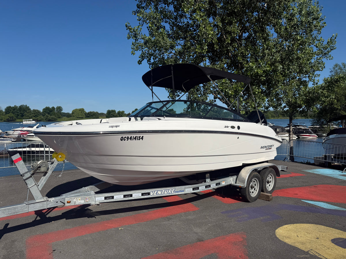 Monterey M205 2020 MERCURY 200HP 11 PASSAGERS – Expert Nautique Inc